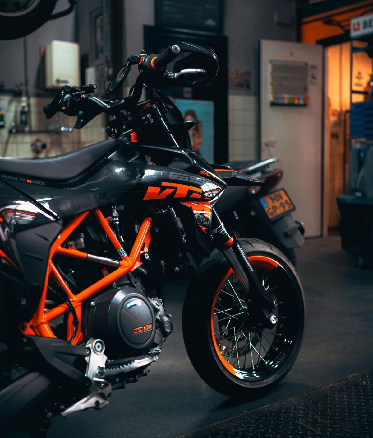 KTM RC 390 Graphics – MotoProWorks