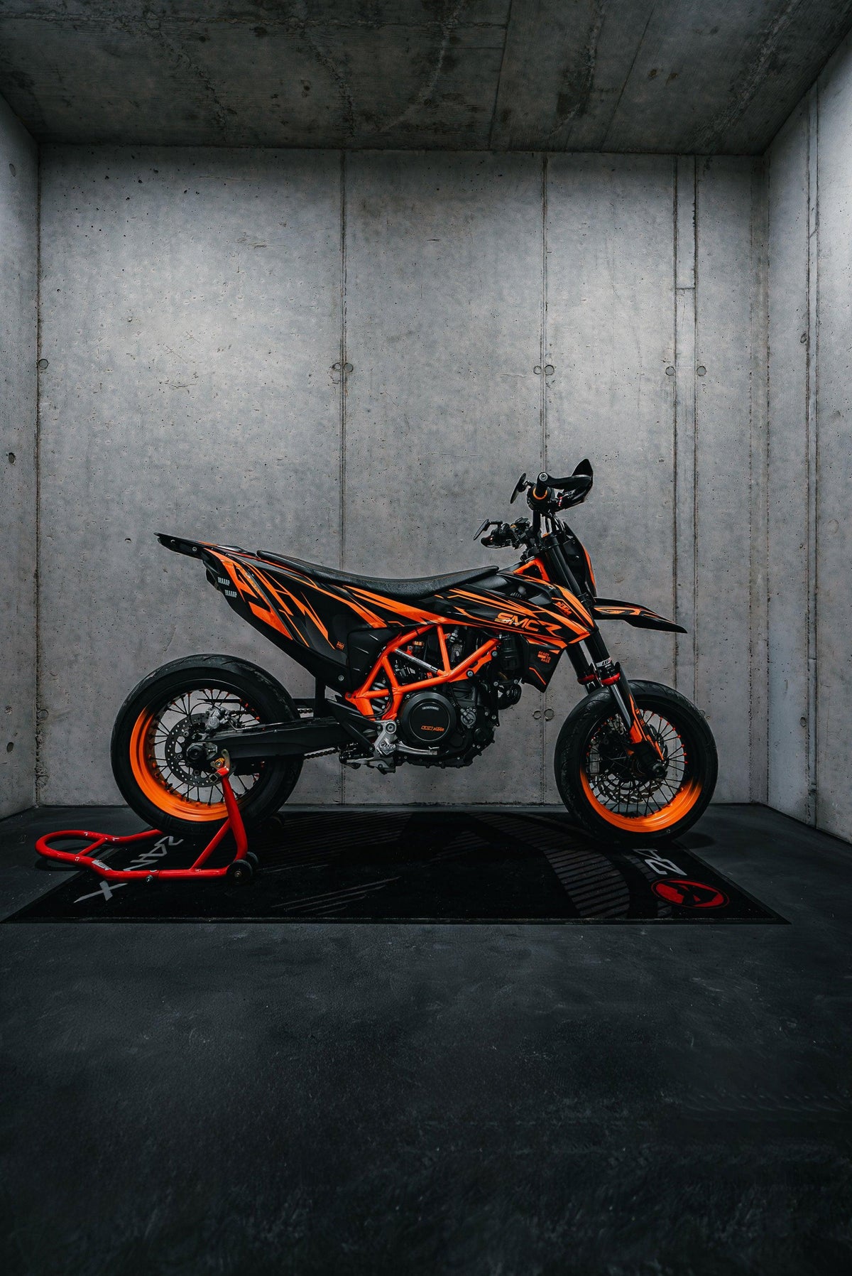 KTM 690 Enduro GRAPHICS - "Ripple" (Marv Edition) – MotoProWorks